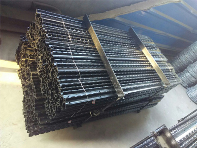 Strong and Versatile Star Pickets for Your Fencing Needs | Premium Y ...