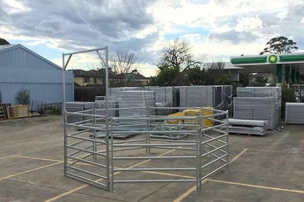 Effective Cattle Yard Fencing for Farming Success | Keep Your Herd Safe ...
